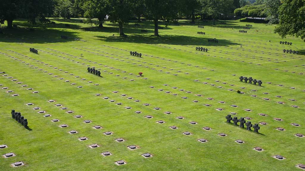 German cemetery of La Cambe - Normandy Treasure - Guided tours